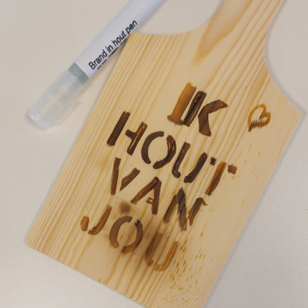 Hoe werkt de brand-in-hout-pen?